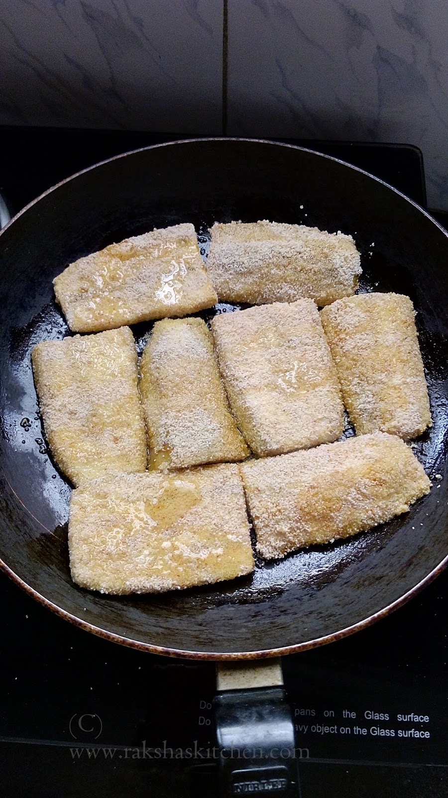 Rava Fried Plantain | Kelyachyo Fodi | Pan Fried Raw Banana - Raksha's ...