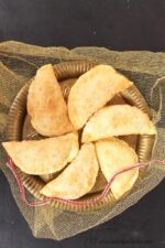 Goan Nevri | Gujia | Karanji - Raksha's Kitchen