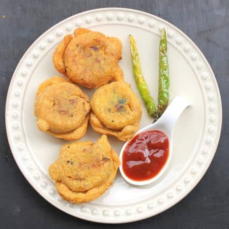 Bataat Wada | Potato Wada | Aloo Bonda - Raksha's Kitchen
