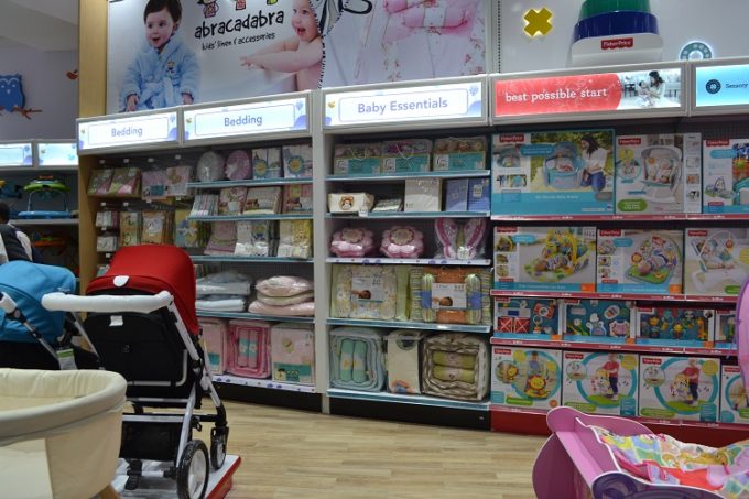 India's First Toys“R”Us Store Launched In Pheonix Market City ...