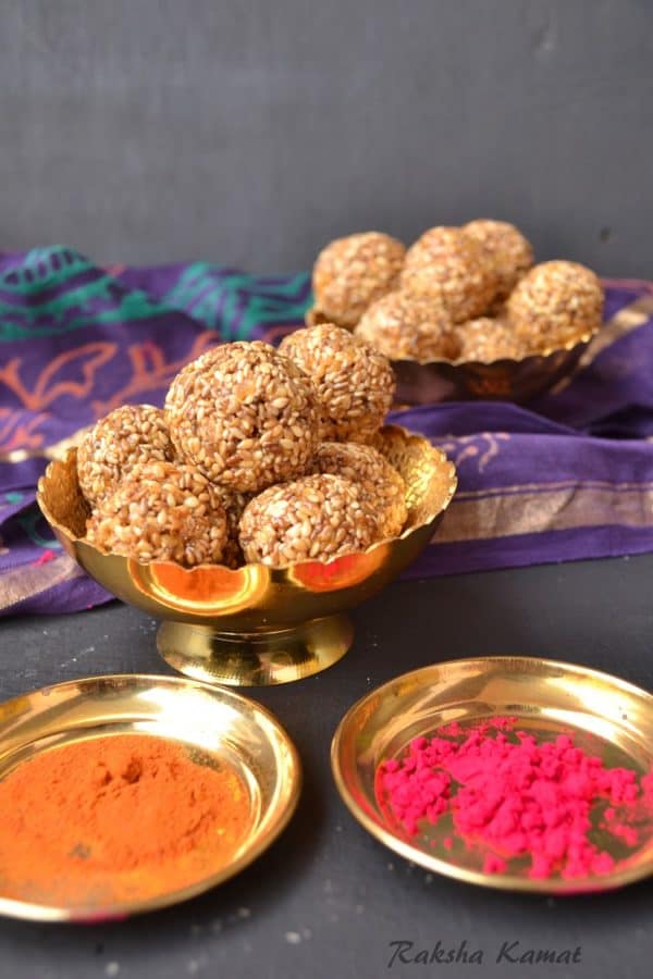 Til Ke Ladoo | Sesame Seeds Ladoo +Video - Raksha's Kitchen