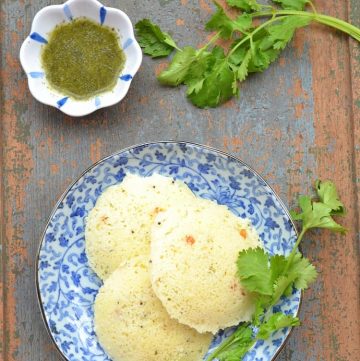 Instant Rava Idlis - Raksha's Kitchen