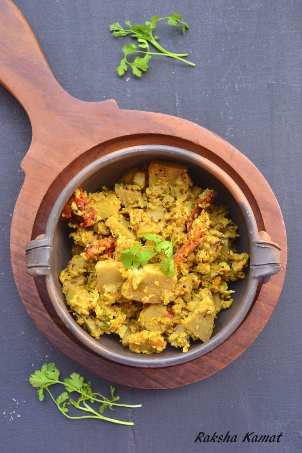 Madyechi Usli | Taro Root Stir Fry - Raksha's Kitchen