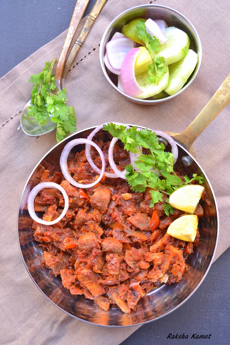 Mushroom Ghee Roast - Raksha's Kitchen