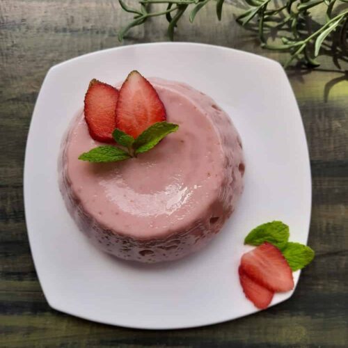 Strawberry Pudding - Raksha's Kitchen