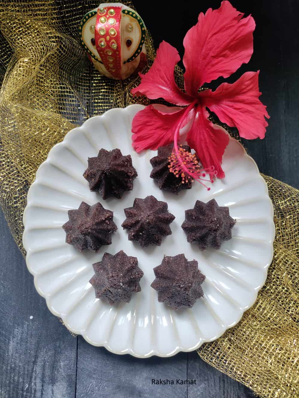 Chocolate Rava Modak Recipe | Easy Ganesh Chaturthi Sweet - Raksha's ...